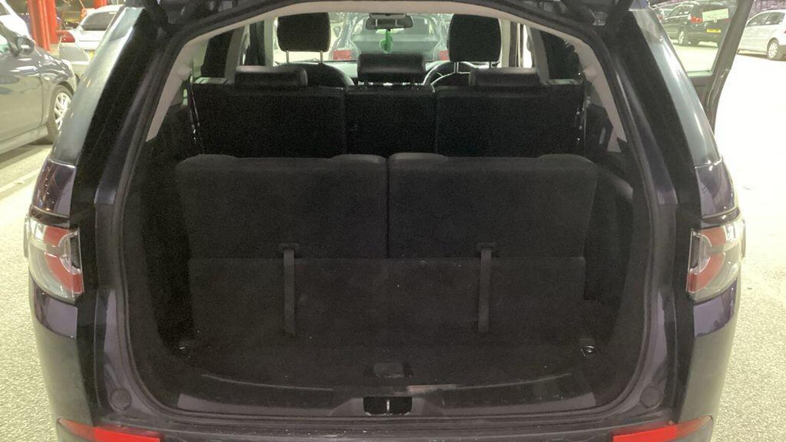 Used LAND ROVER DISCOVERY SPORT 2015 Blue for sale - £7990 in Halifax ...