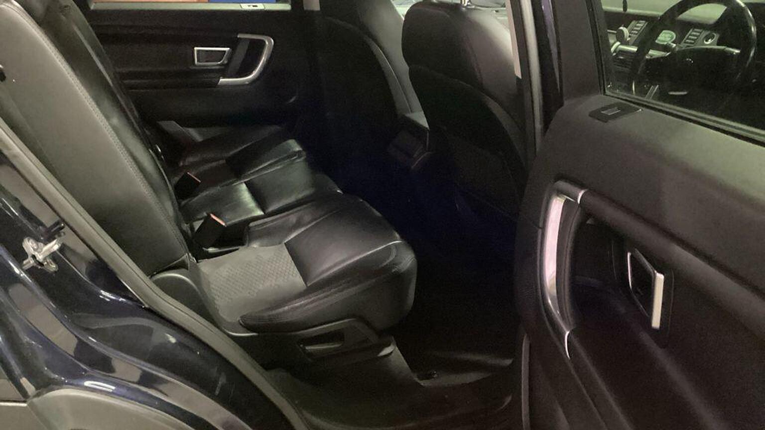 Used LAND ROVER DISCOVERY SPORT 2015 Blue for sale - £7990 in Halifax ...