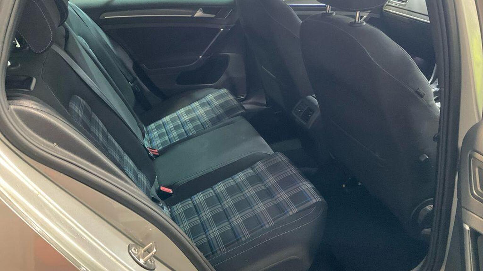 Used VOLKSWAGEN GOLF 2017 Silver for sale - £14990 in Halifax, West ...