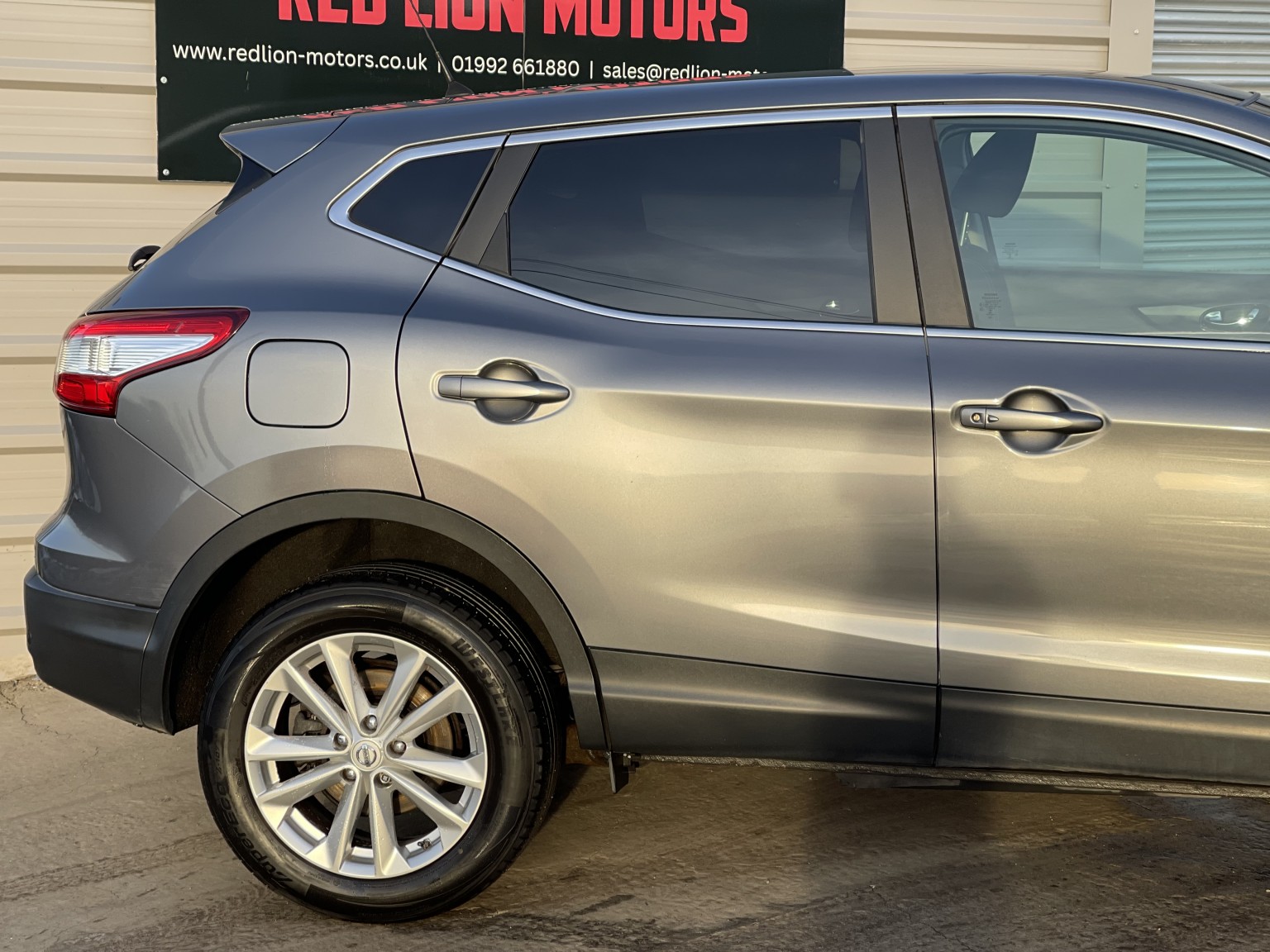Used NISSAN QASHQAI 2014 Grey for sale - £5249 in Waltham Abbey ...